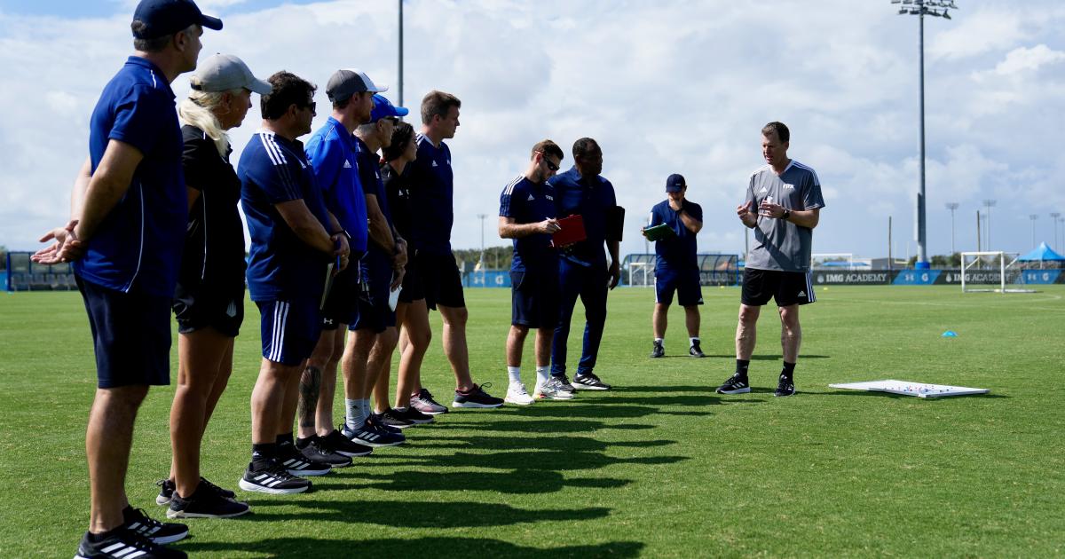 (11) Coach Educator demo session: Mastering preparation - FIFA Training ...