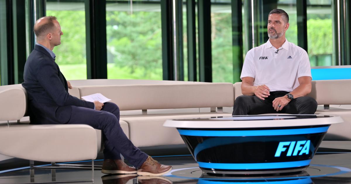 The role of the goalkeeper coach - FIFA Training Centre