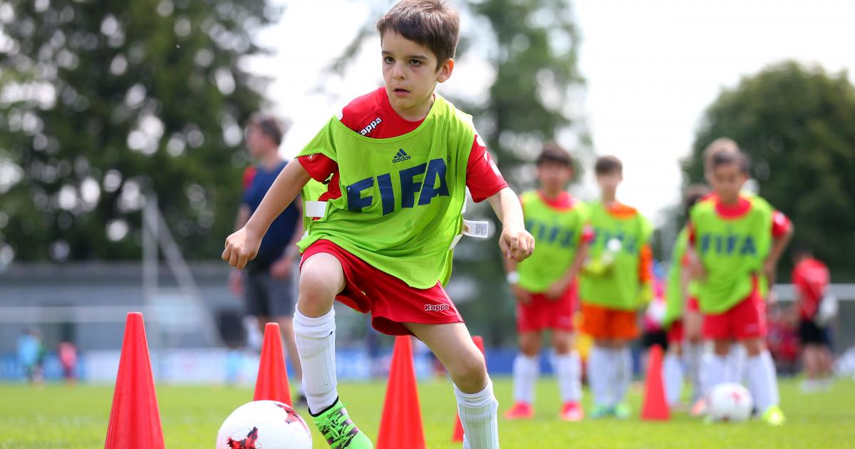 Joe Baker on early specialisation - FIFA Training Centre
