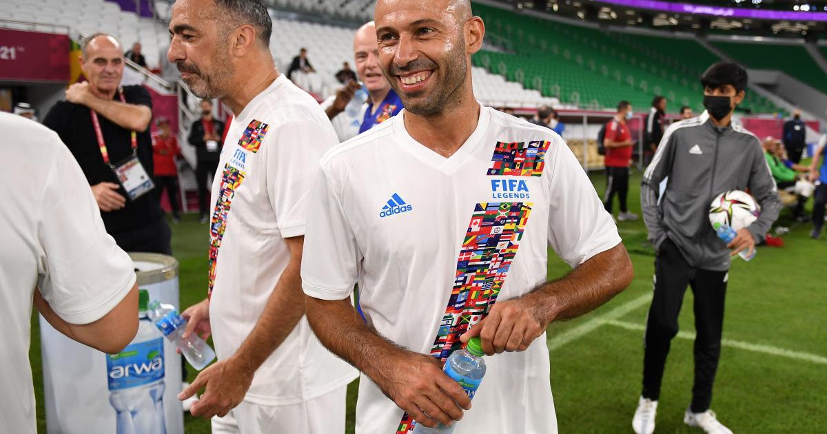Mascherano's take on the modern game-intelligent defender - FIFA ...
