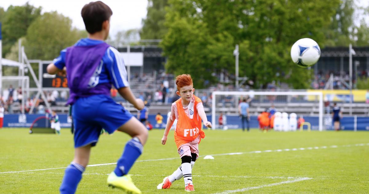 #34 Liderar y jugar - FIFA Training Centre