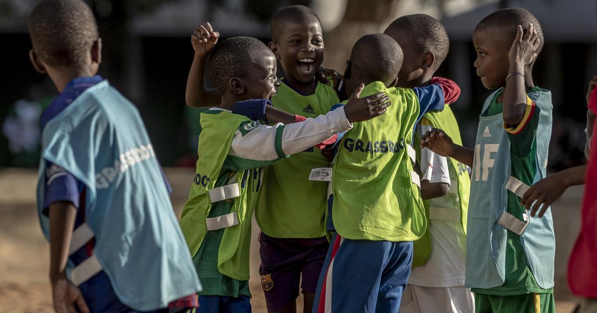 #48 Small team exercises - FIFA Training Centre