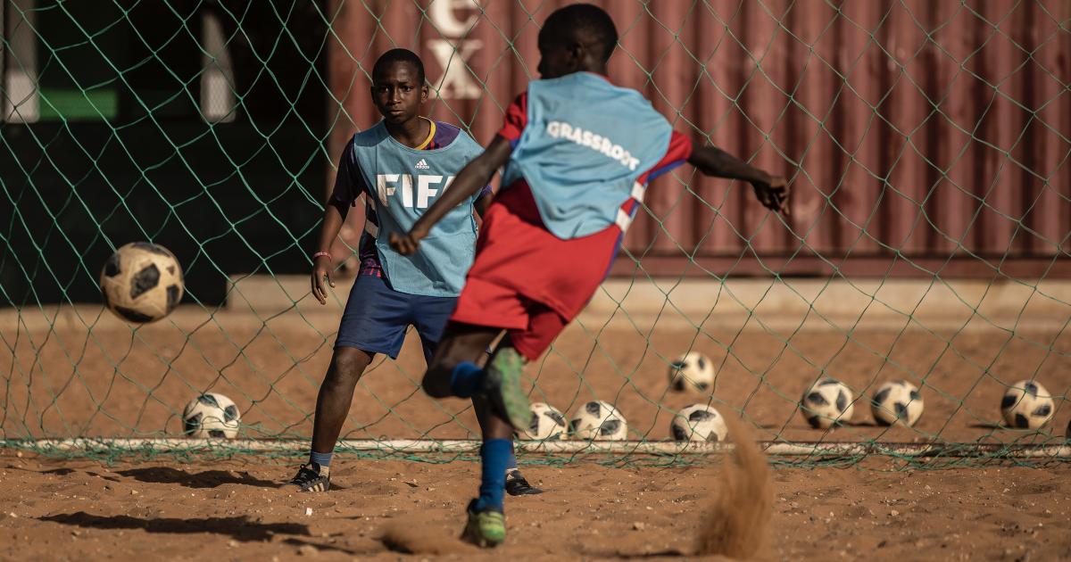 #99 Wing play - FIFA Training Centre