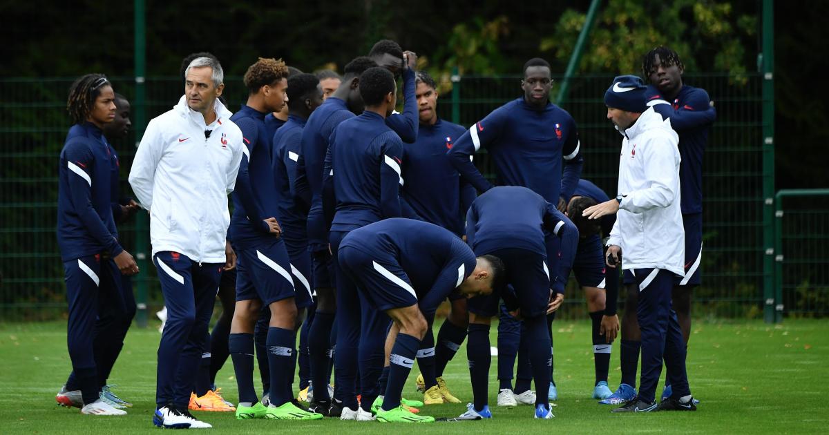 Thursday session 1: Using the full-backs to create and finish - FIFA ...