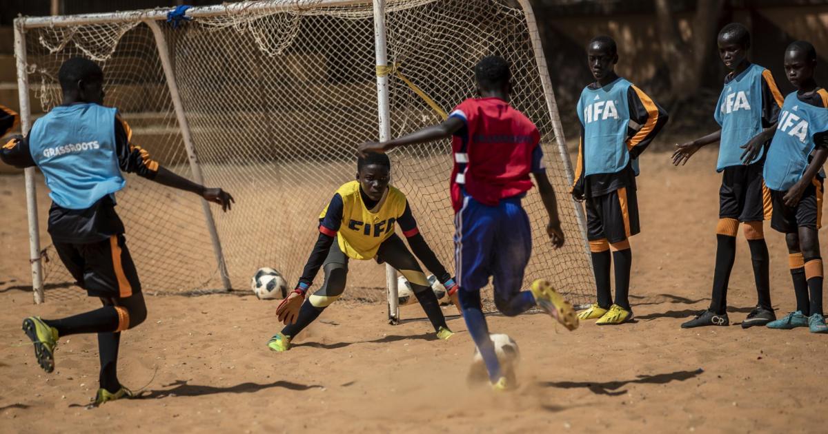 Ages 8-12: Learning through numeric progression games - FIFA Training ...