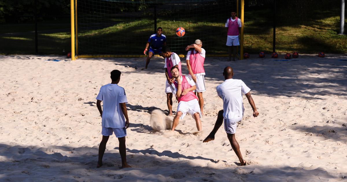 54) Free-kicks - FIFA Training Centre