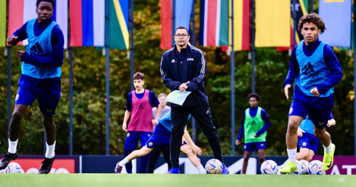 On the training ground with Gilberto Silva: Part 1 - FIFA Training Centre