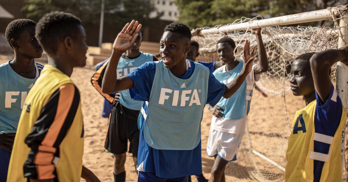 #129: Find your role on the pitch - FIFA Training Centre