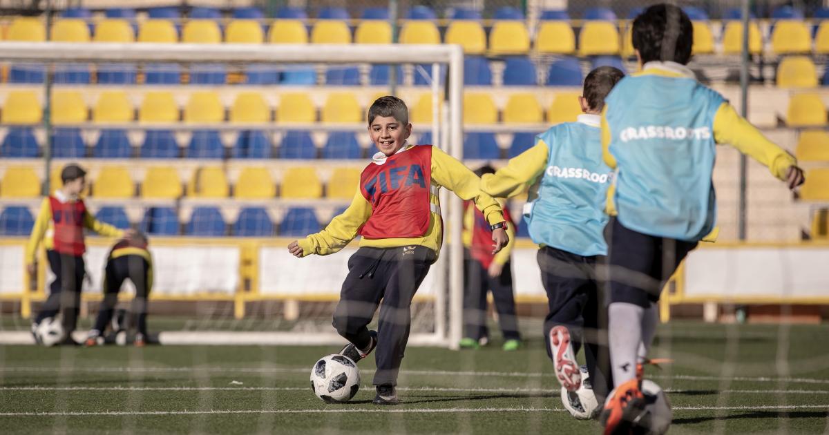 #56 Des principes fondamentaux au football libre - FIFA Training Centre