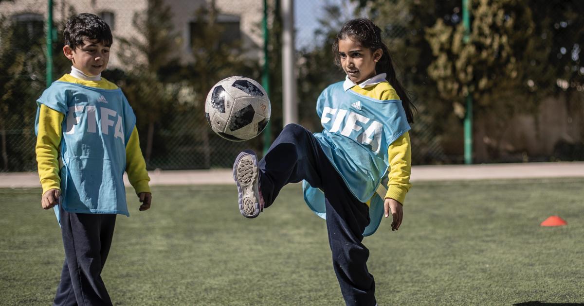 #5 Movement and anticipation - FIFA Training Centre